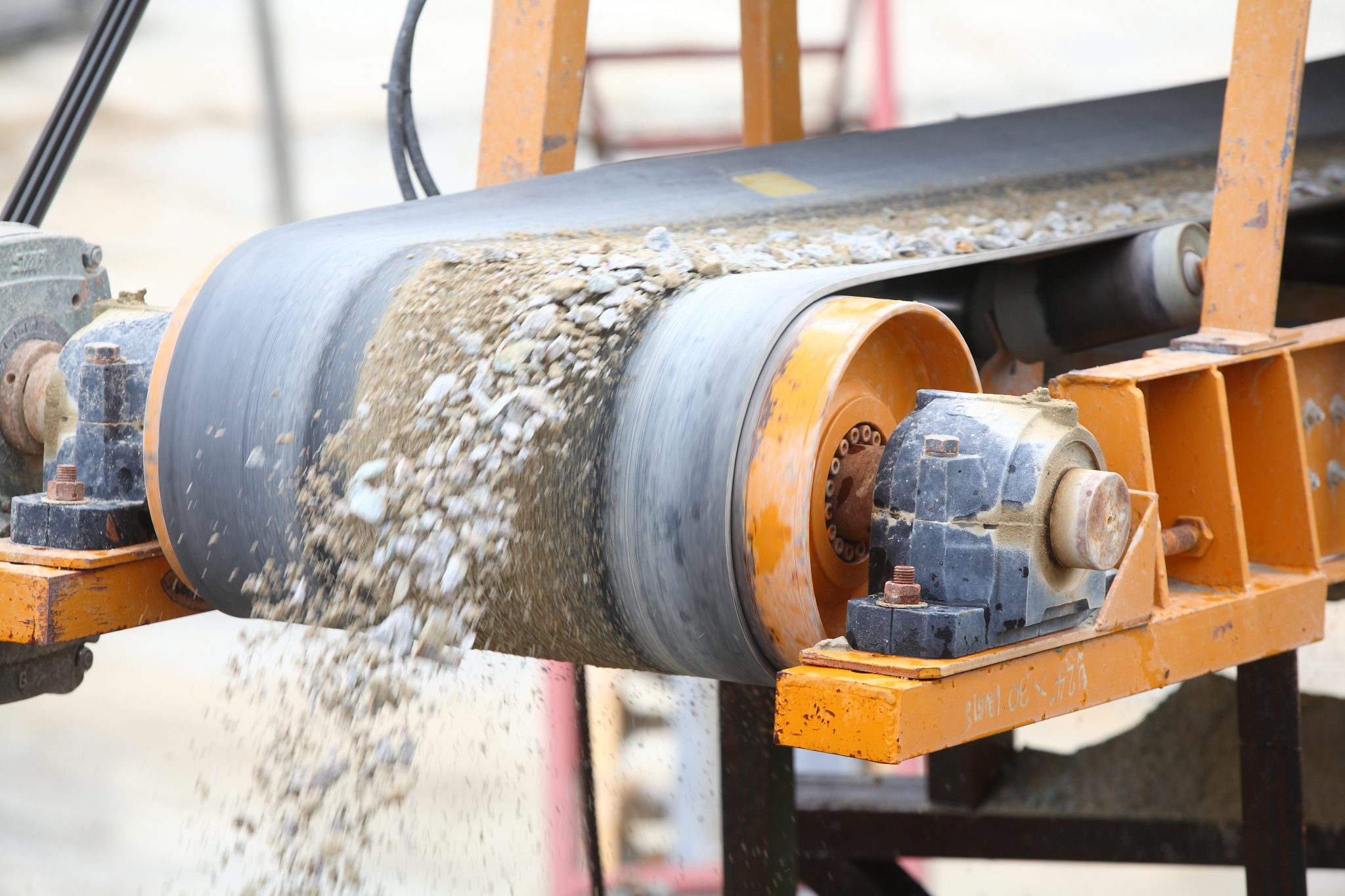 3 Ways How to Improve Material Handling - Control Concepts, Inc.